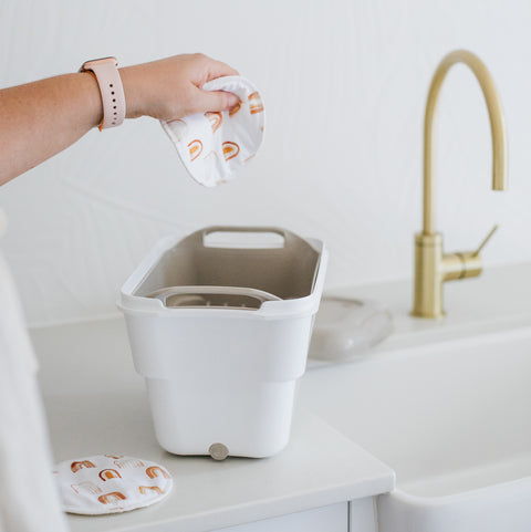 Laundry Soaking Wash Bucket with Strainer - Strucket