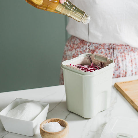 Laundry Soaking Wash Bucket with Strainer - Strucket