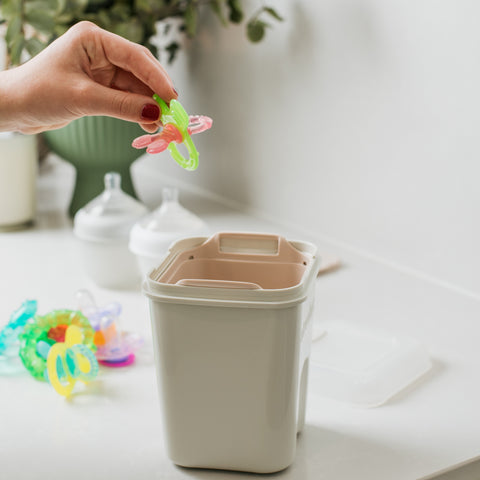 Strucket: Laundry Soaking Bucket | Strainer Draining Bucket